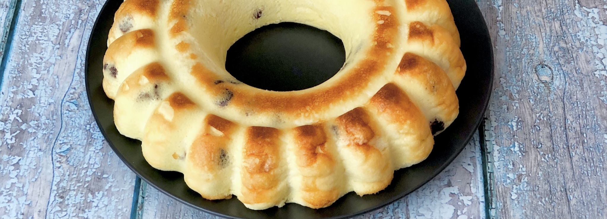 Ultra Light Skyr Yogurt Cake - Baking with Nessa